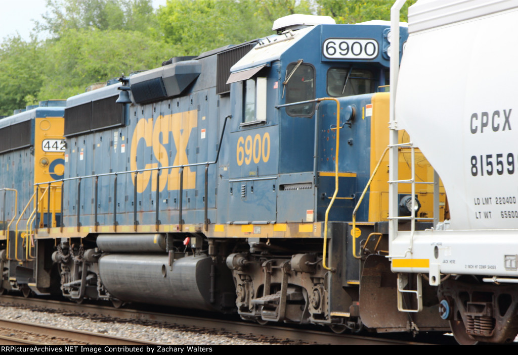 CSX 6900